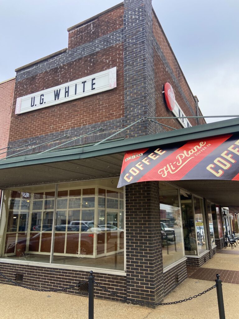 7 spots to have a '50s-inspired day in downtown Athens, Alabama ...